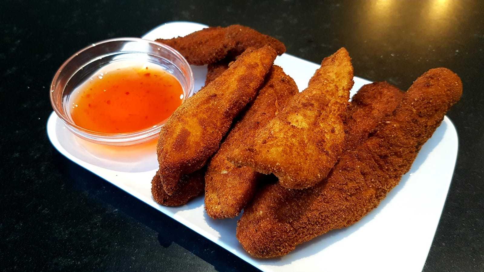Spicy Fried Chicken Strips! | Scrolller