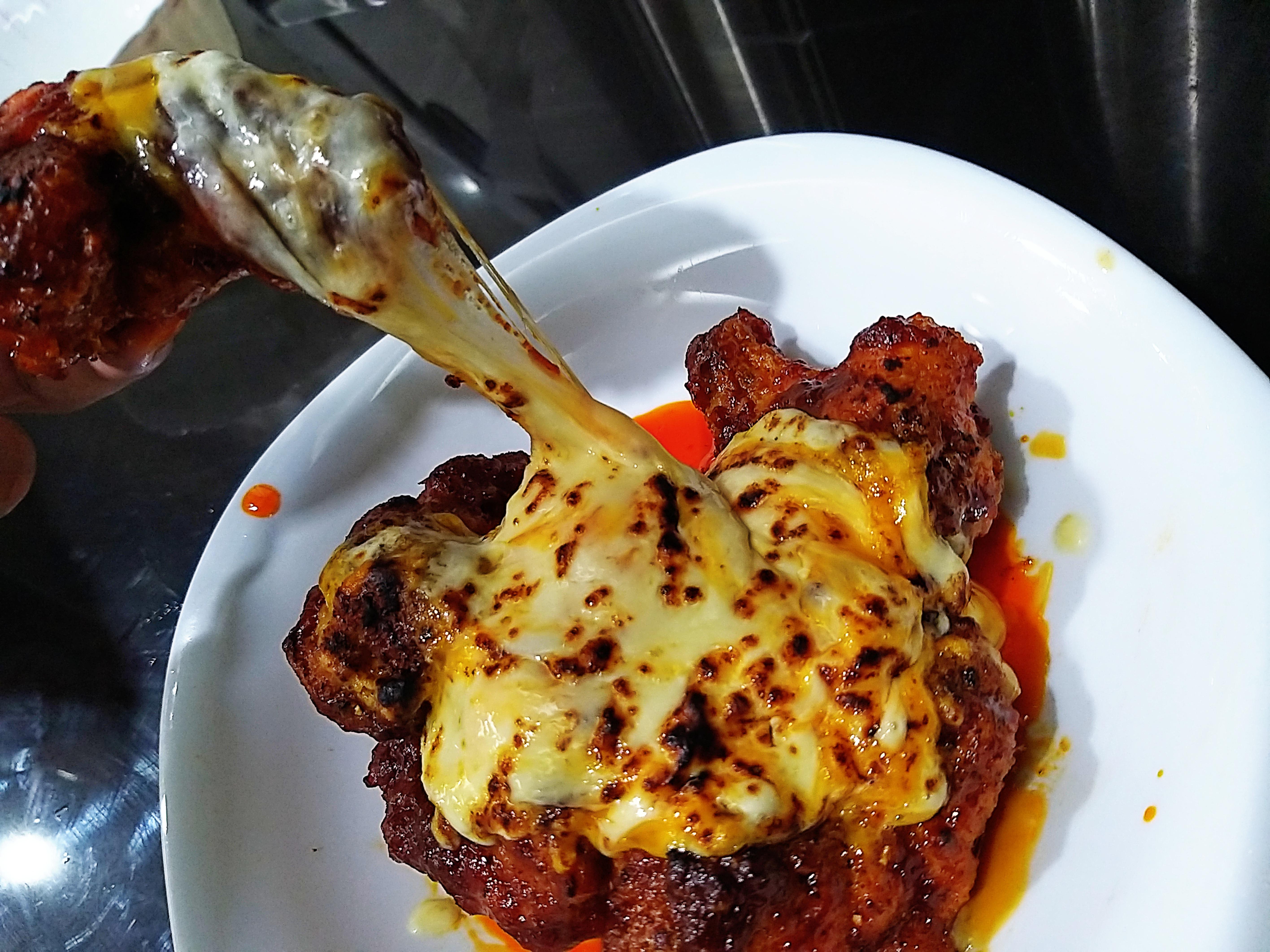 Spicy Korean chicken wings | Scrolller