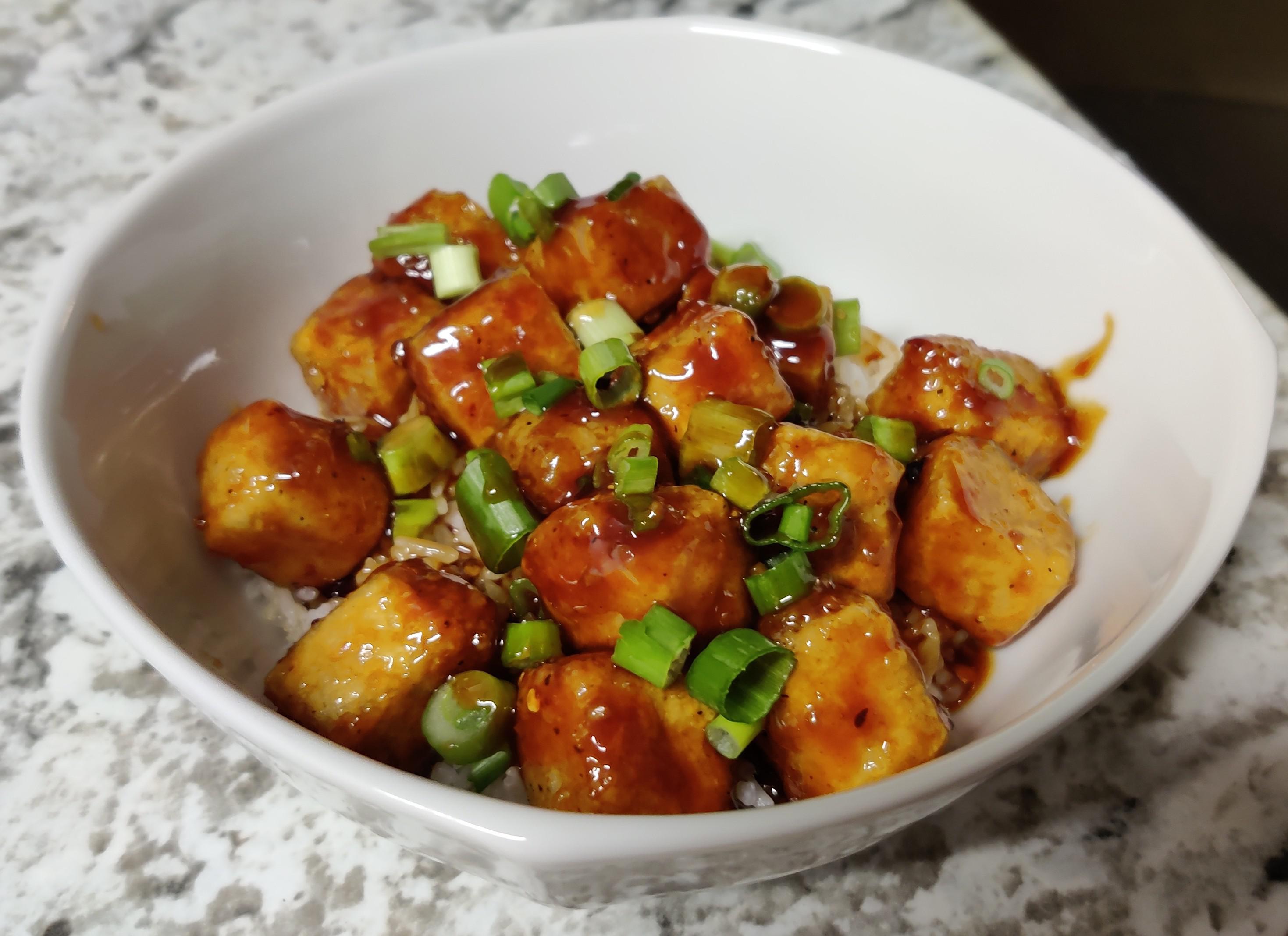 Spicy teriyaki tofu. My first time with homemade sauce and I'm very happy! | Scrolller