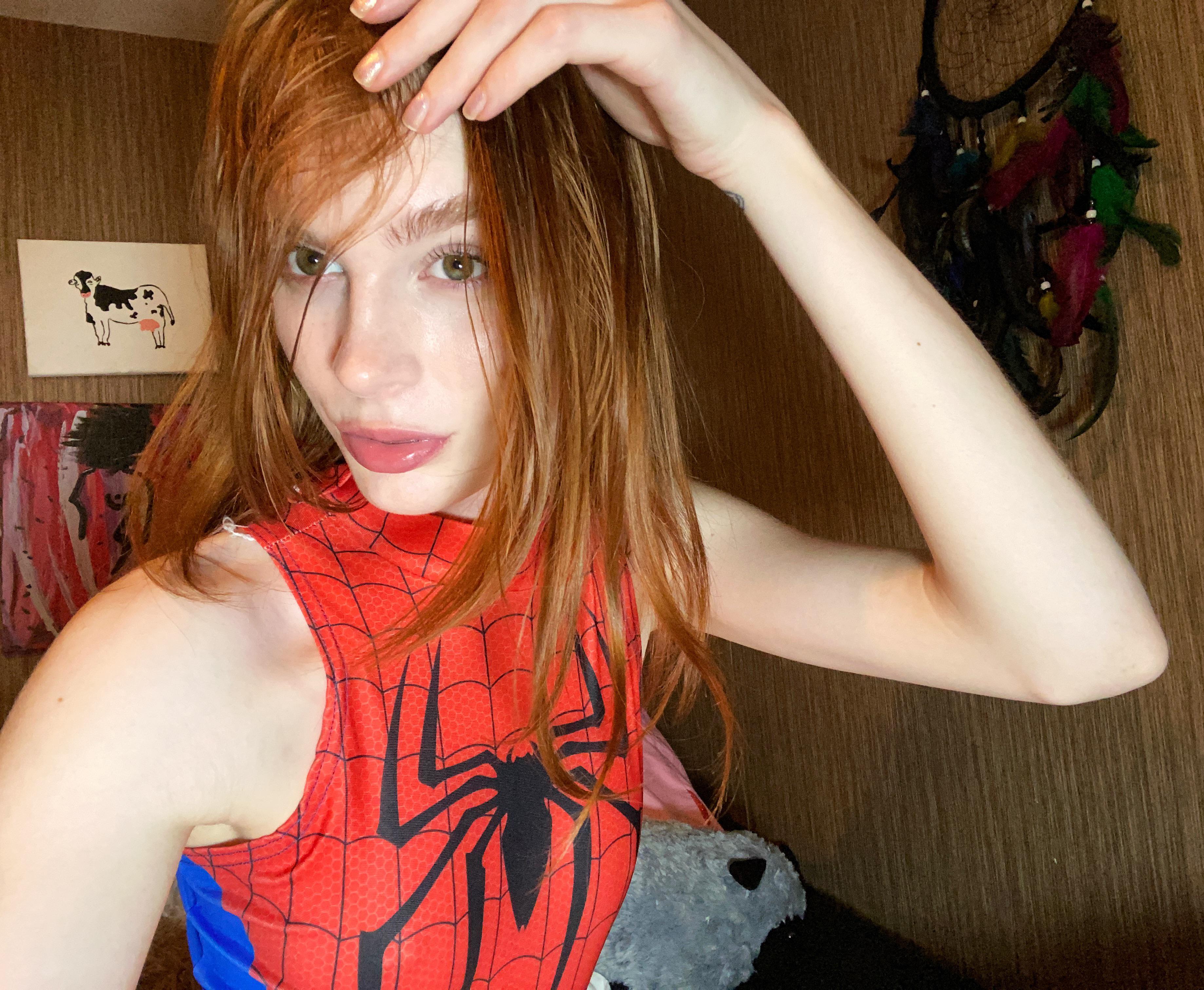 Spider girl needs bred (; | Scrolller