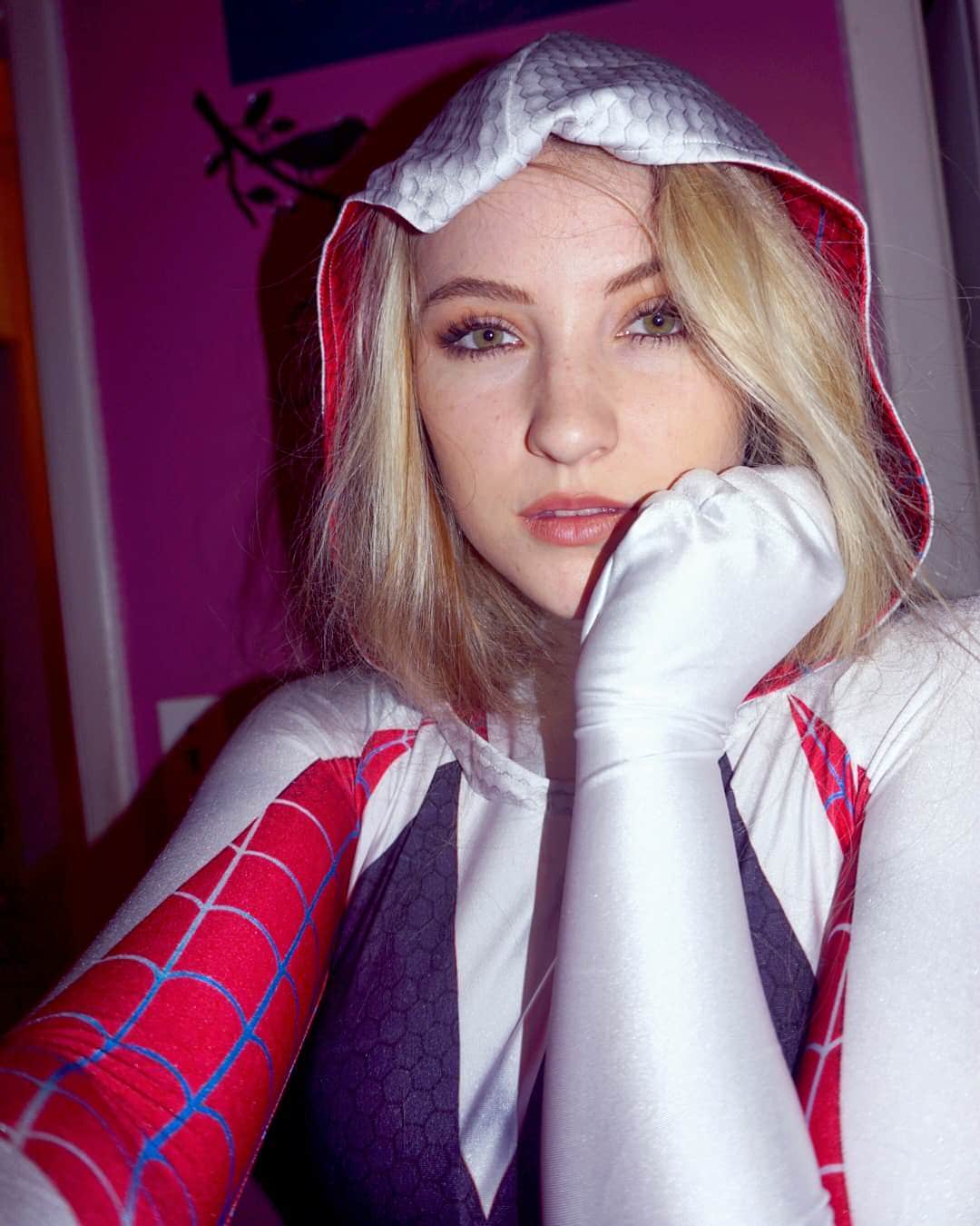 Spider Gwen | Scrolller