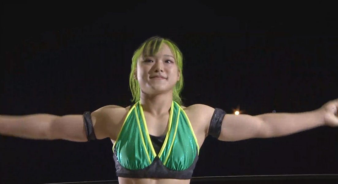 [Spoiler] New Look for Wrestler | Scrolller