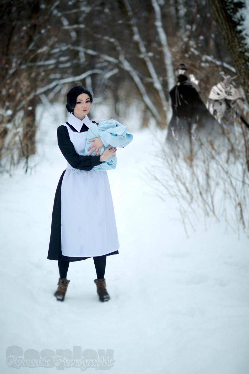 [Spoilerless] Another photo of Isabella (this time with demons) | Scrolller