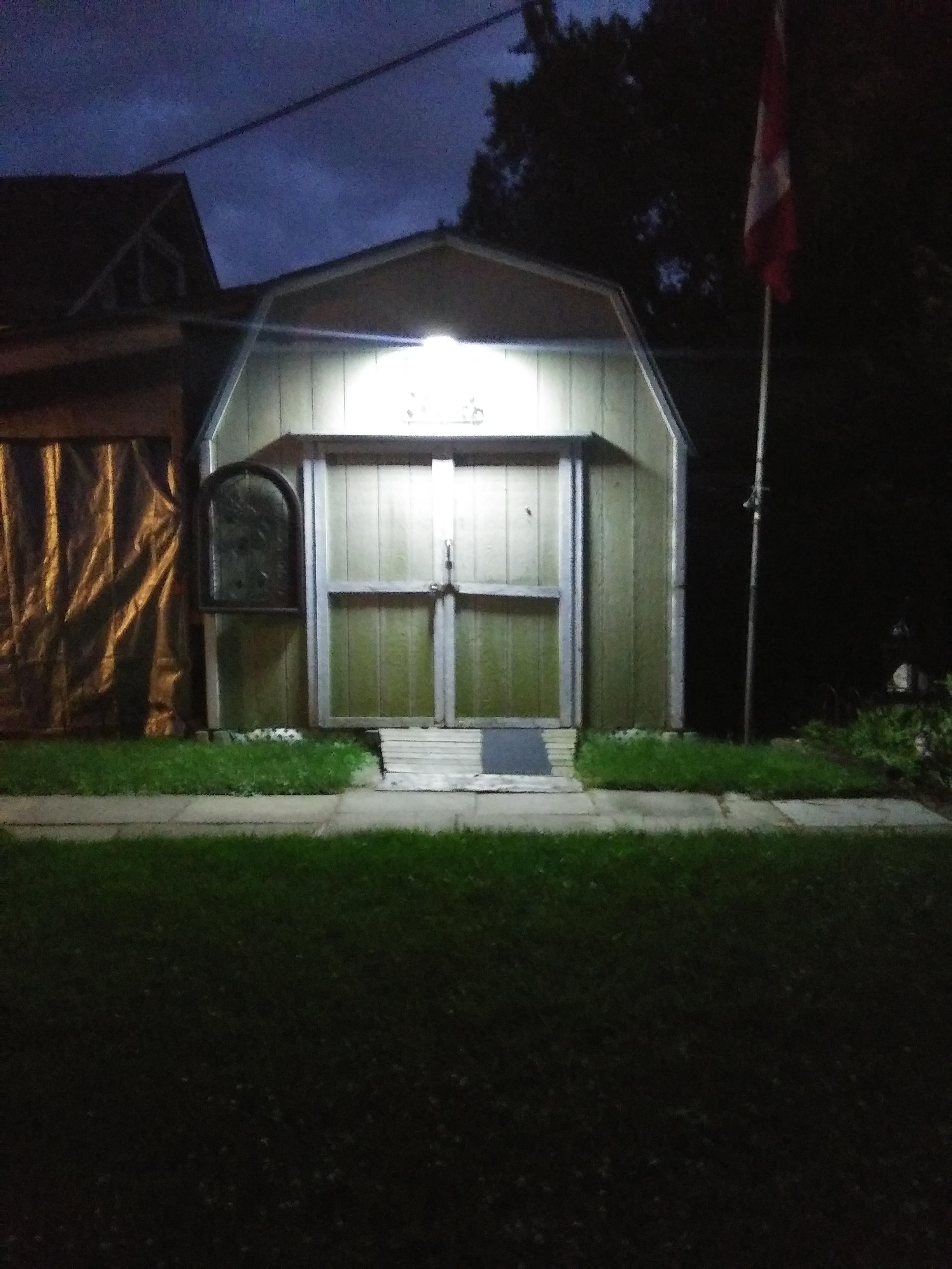 Spoopy shed | Scrolller