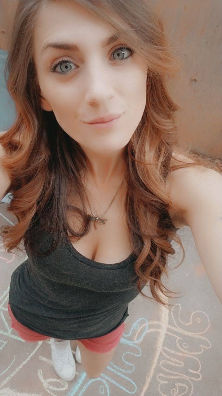 Spring 🥰 | Scrolller