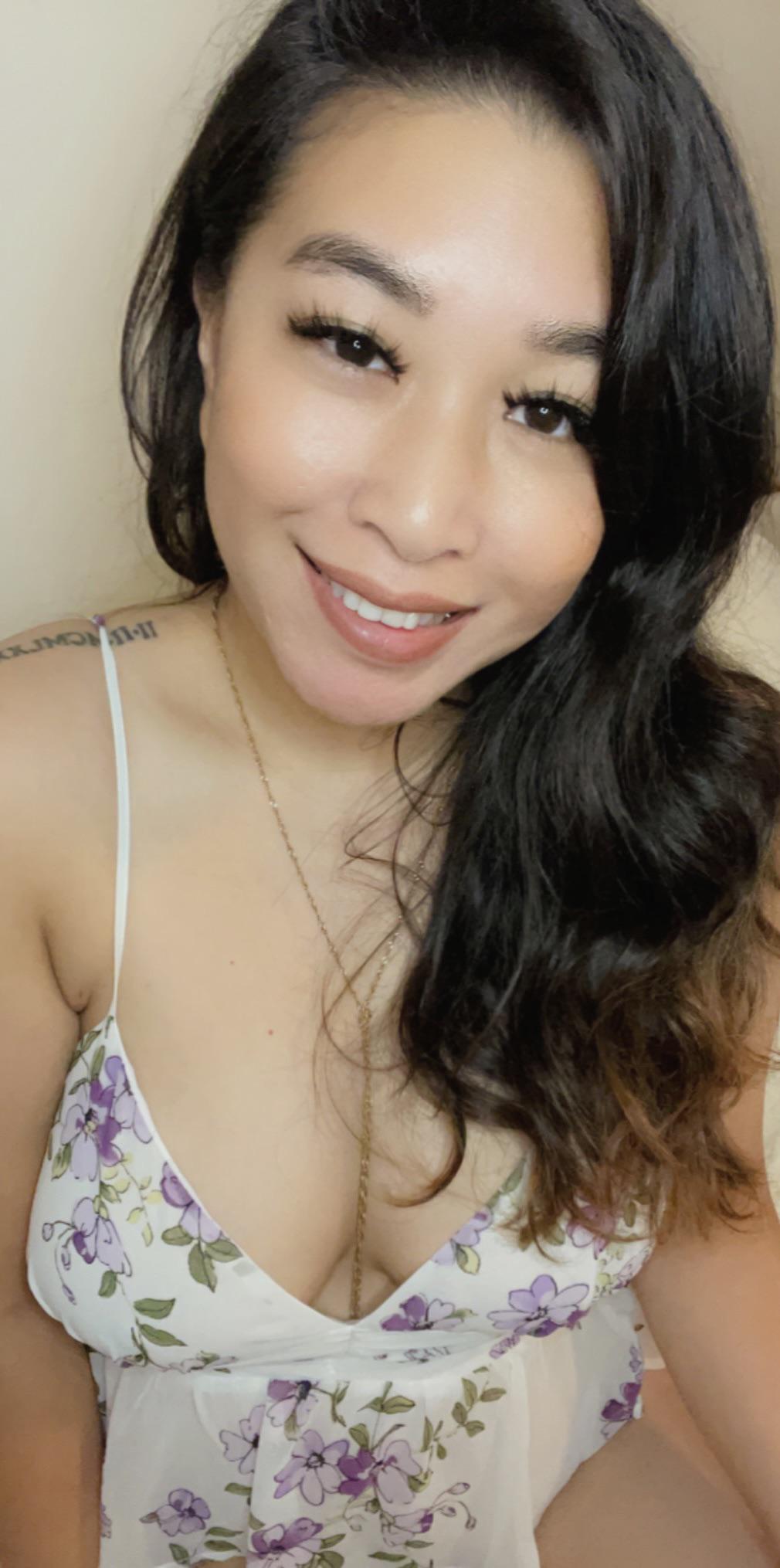 Spring vibes 💜🌸🌺 | Scrolller