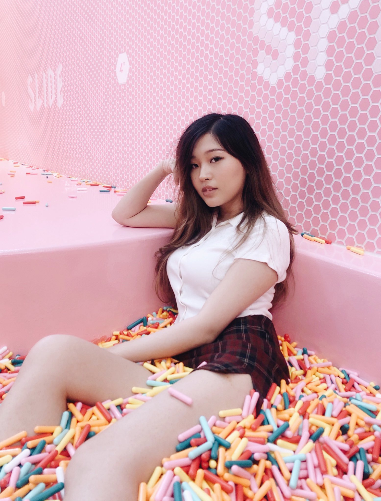 sprinkles hyoon | Scrolller