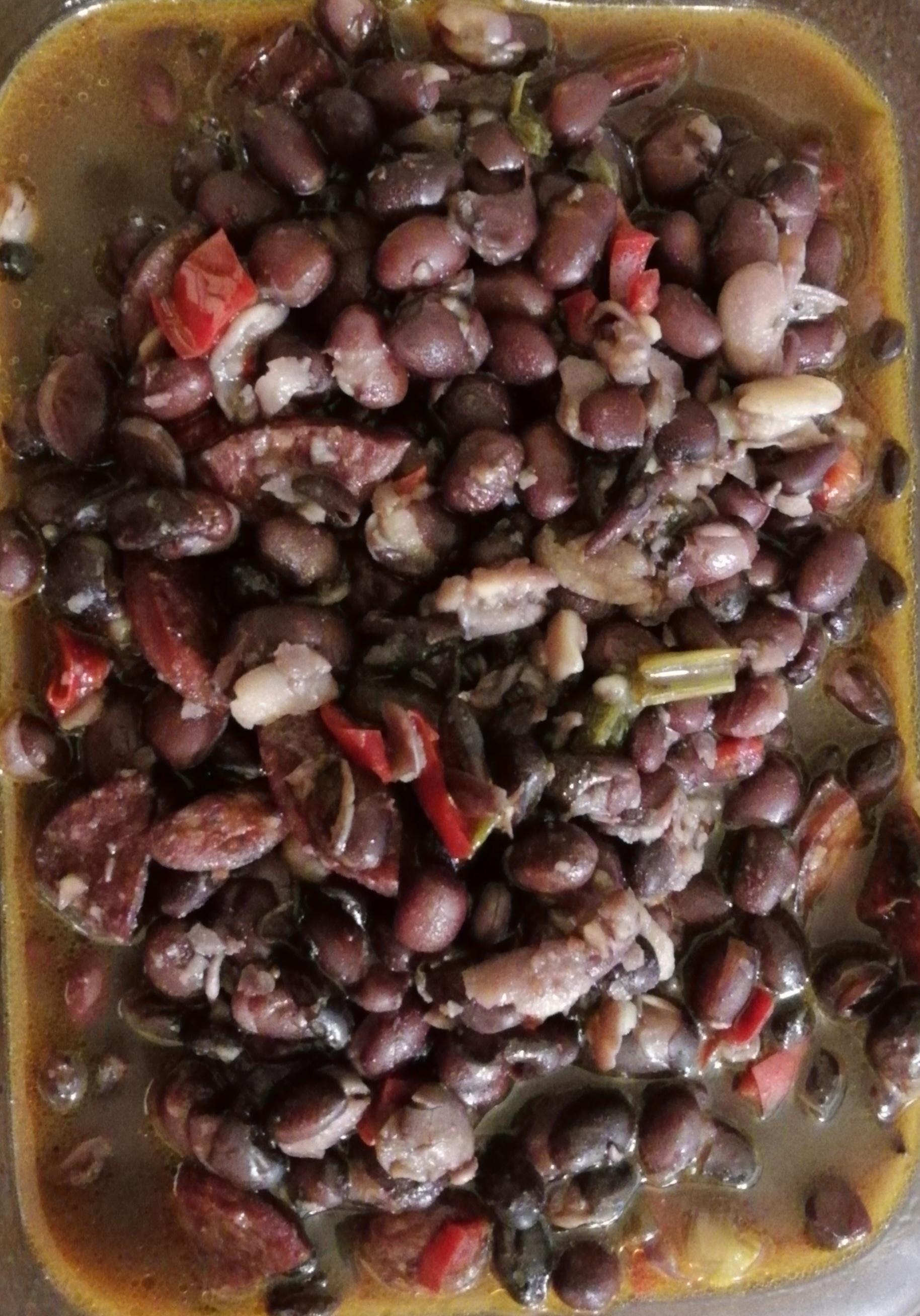 Sprouted black bean soup, my best beans ever, recipe in the comments | Scrolller