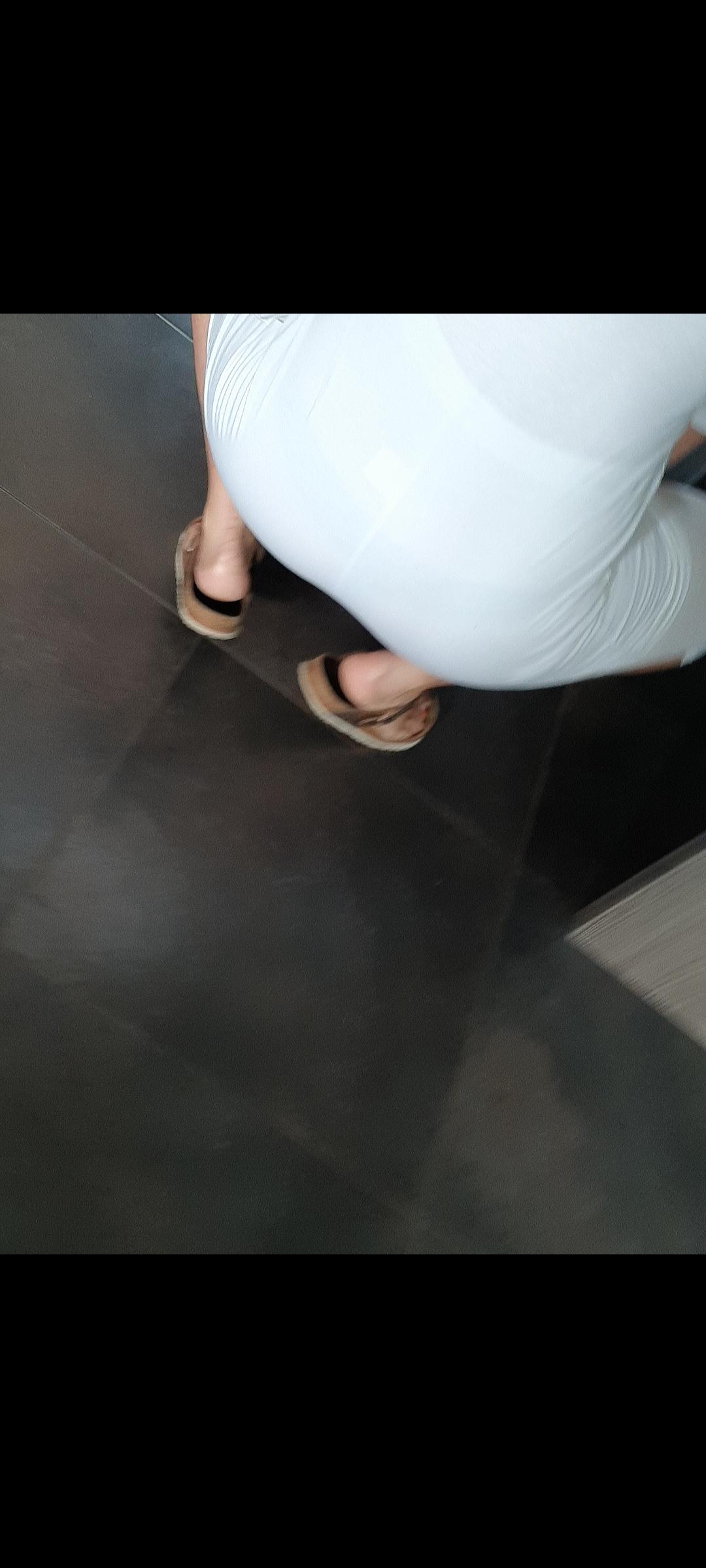 Spying on my G[F] her G string | Scrolller