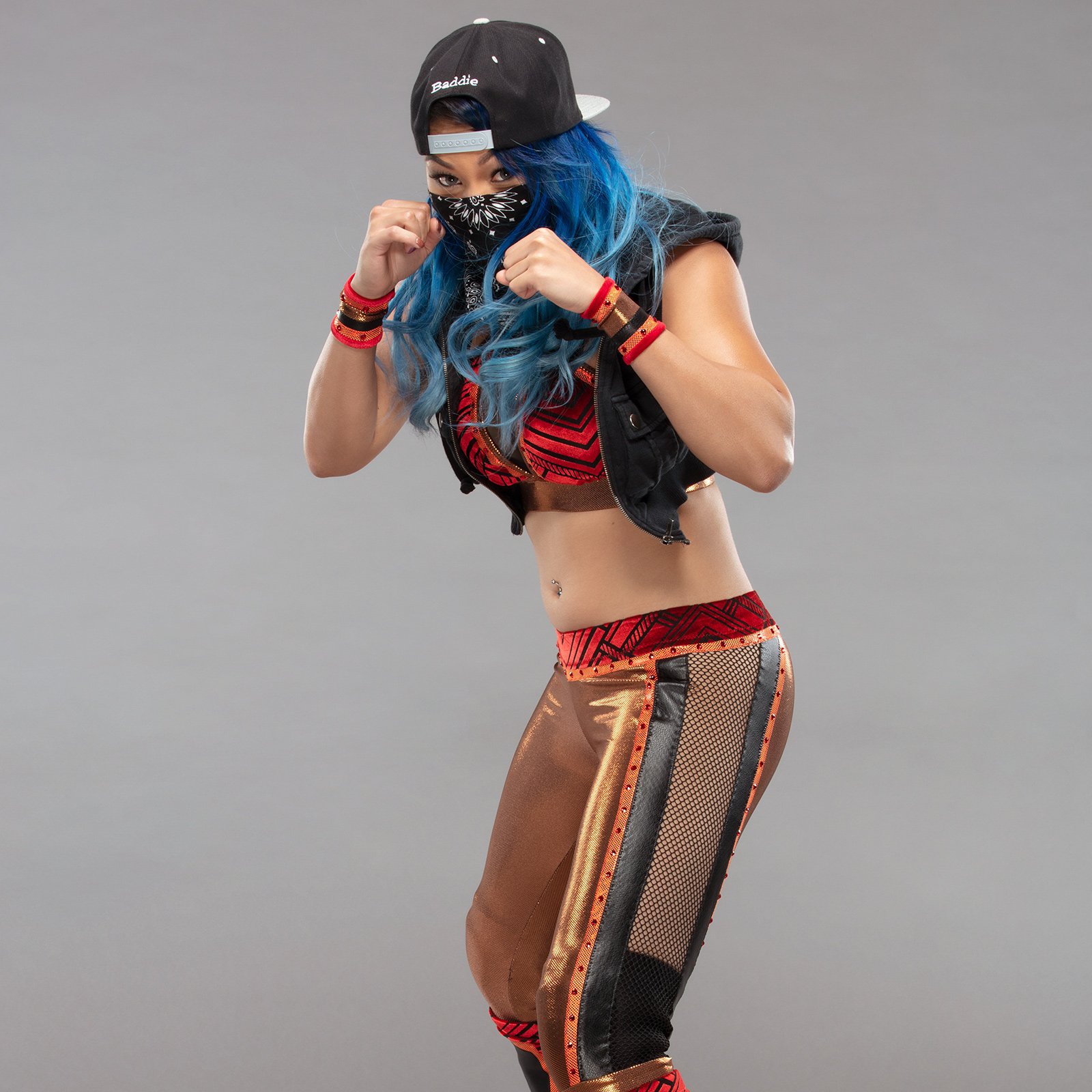 Square Up | Scrolller