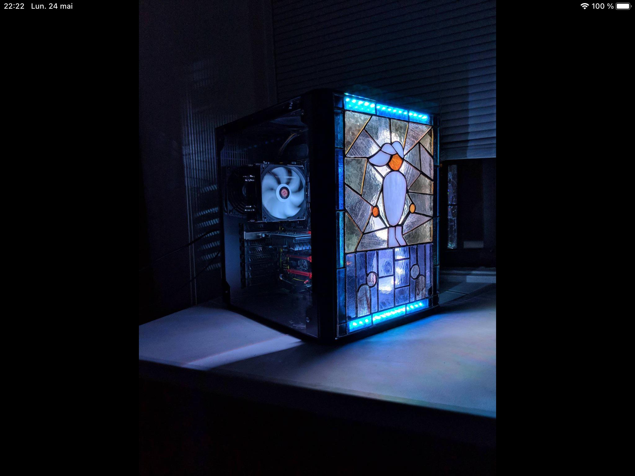 Stained glasses gaming computer | Scrolller