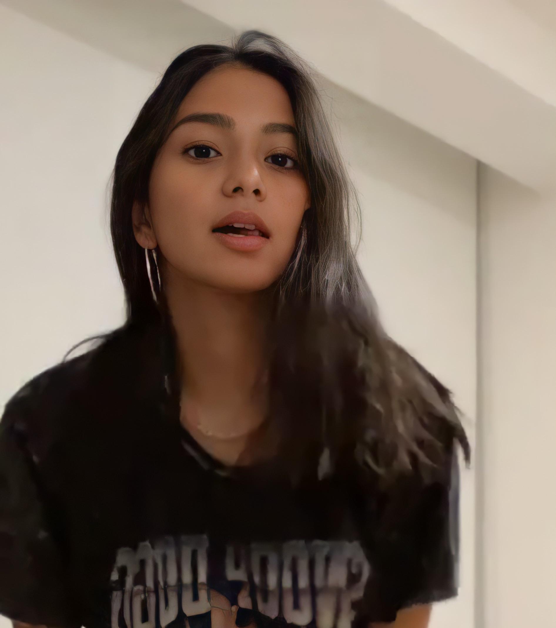 Stare into my soul 🤪😂 | Scrolller