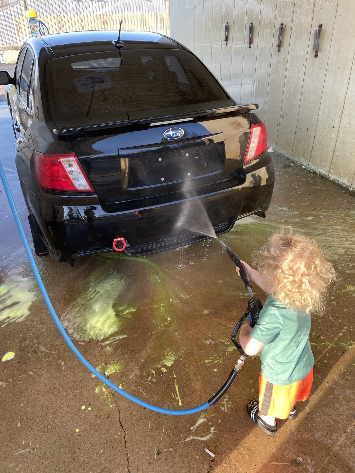 Starting him off young | Scrolller