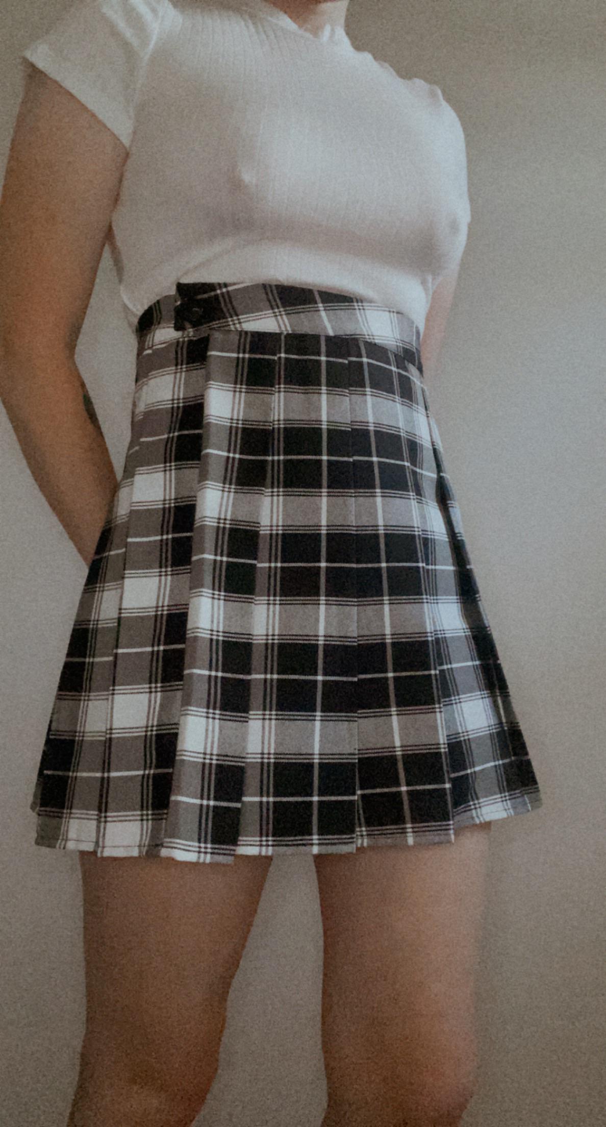 Starting The Week Off Without A Bra Scrolller