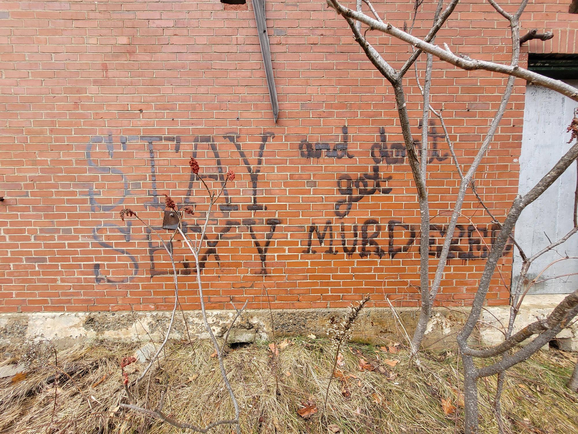 Stay and don't get Sexy Murdered | Scrolller