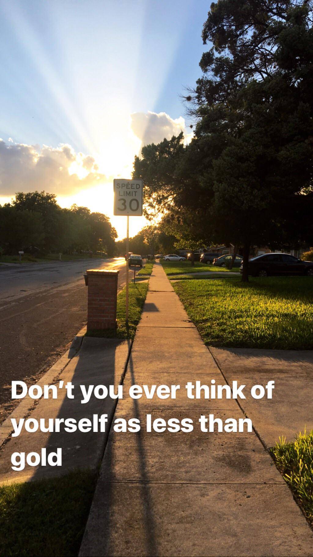 Stay positive my friends | Scrolller