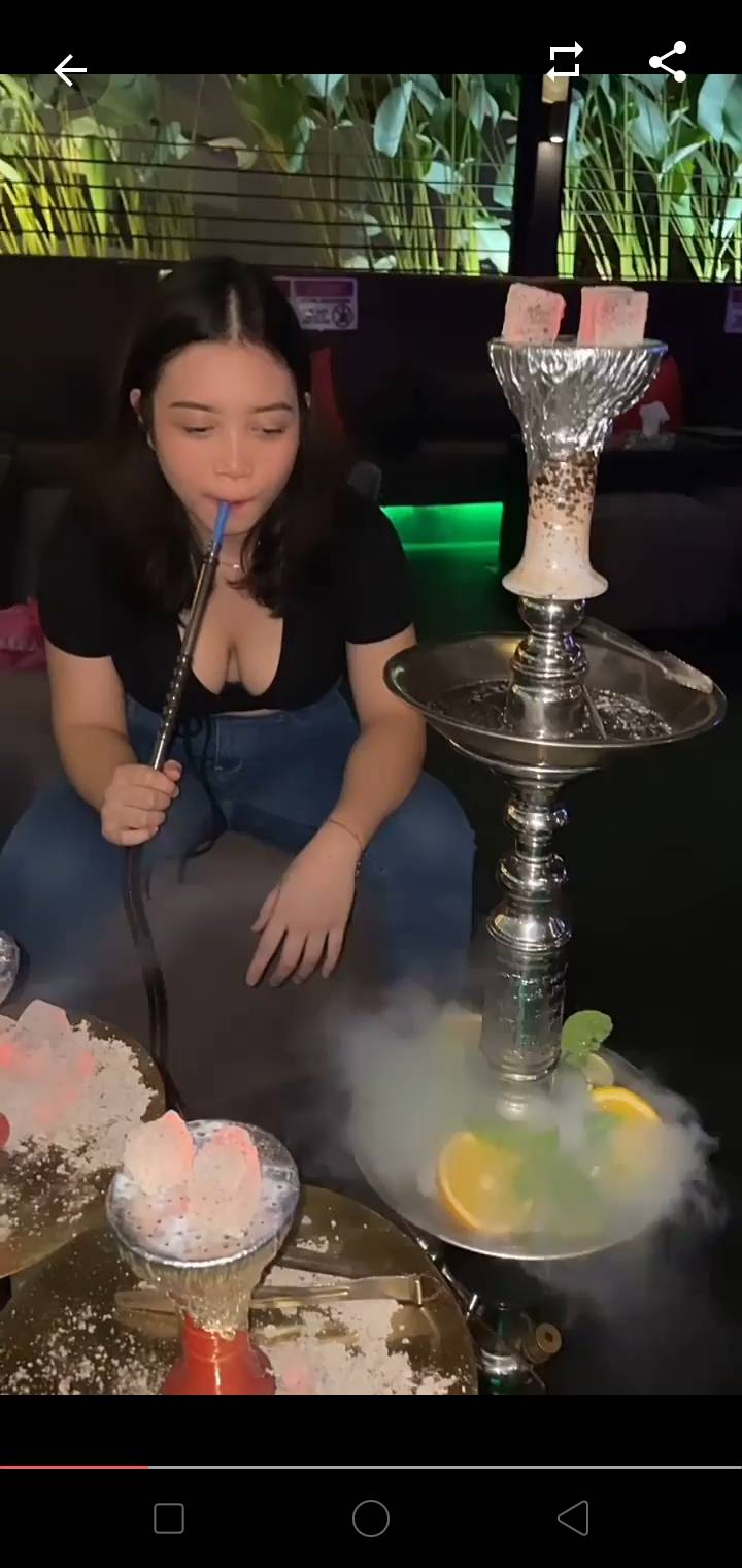 Stephanie | Scrolller