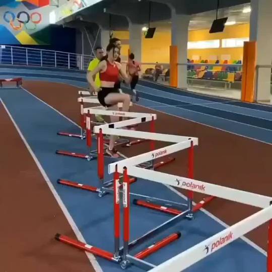 Stepping over hurdles | Scrolller