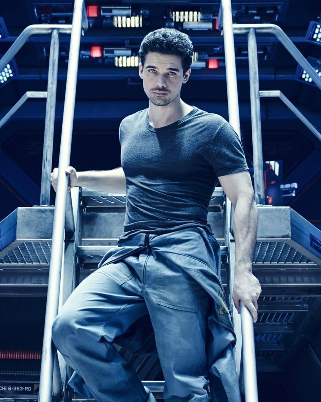 Steven Strait ♡ | Scrolller