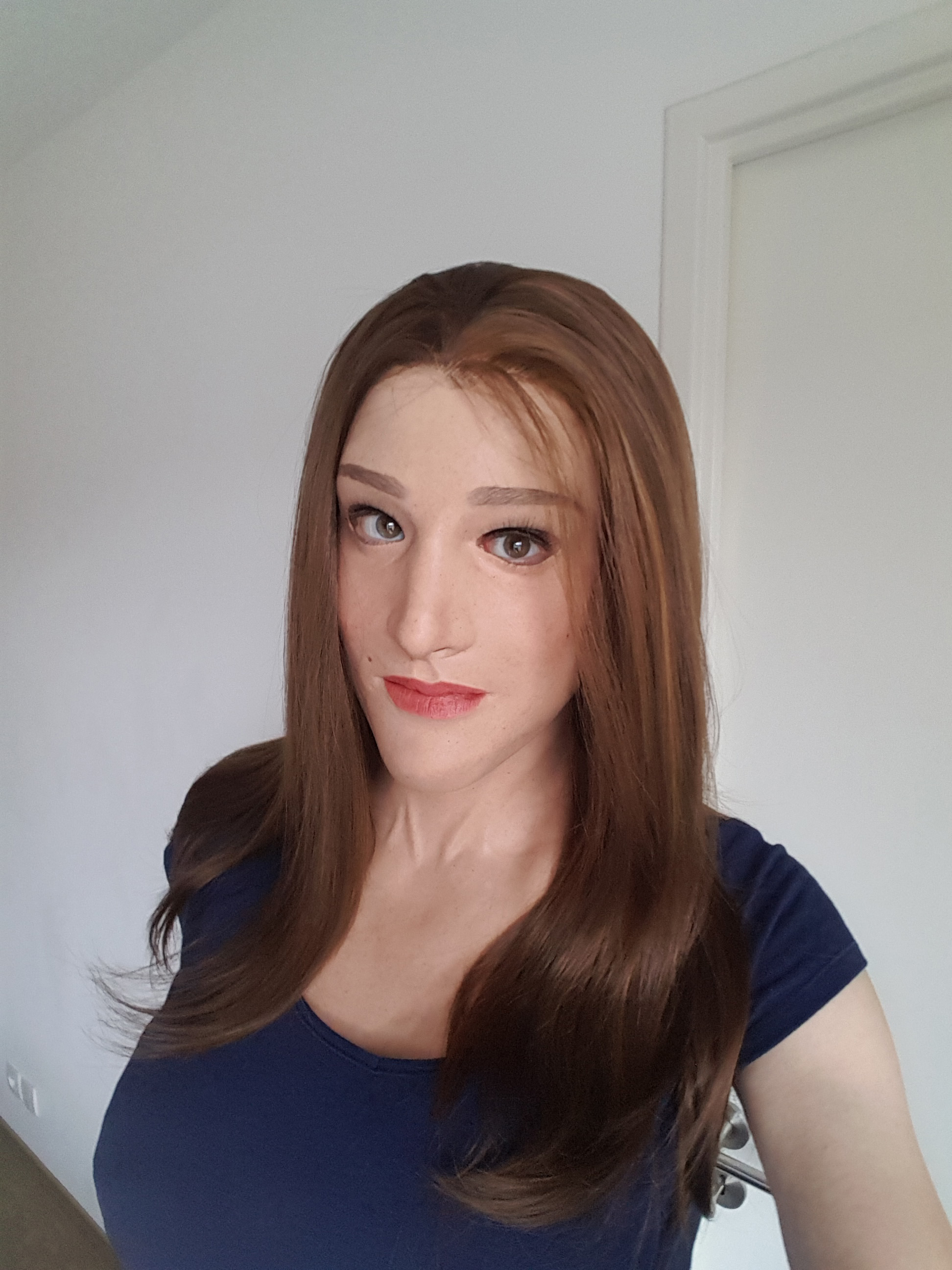 Straight hair? | Scrolller