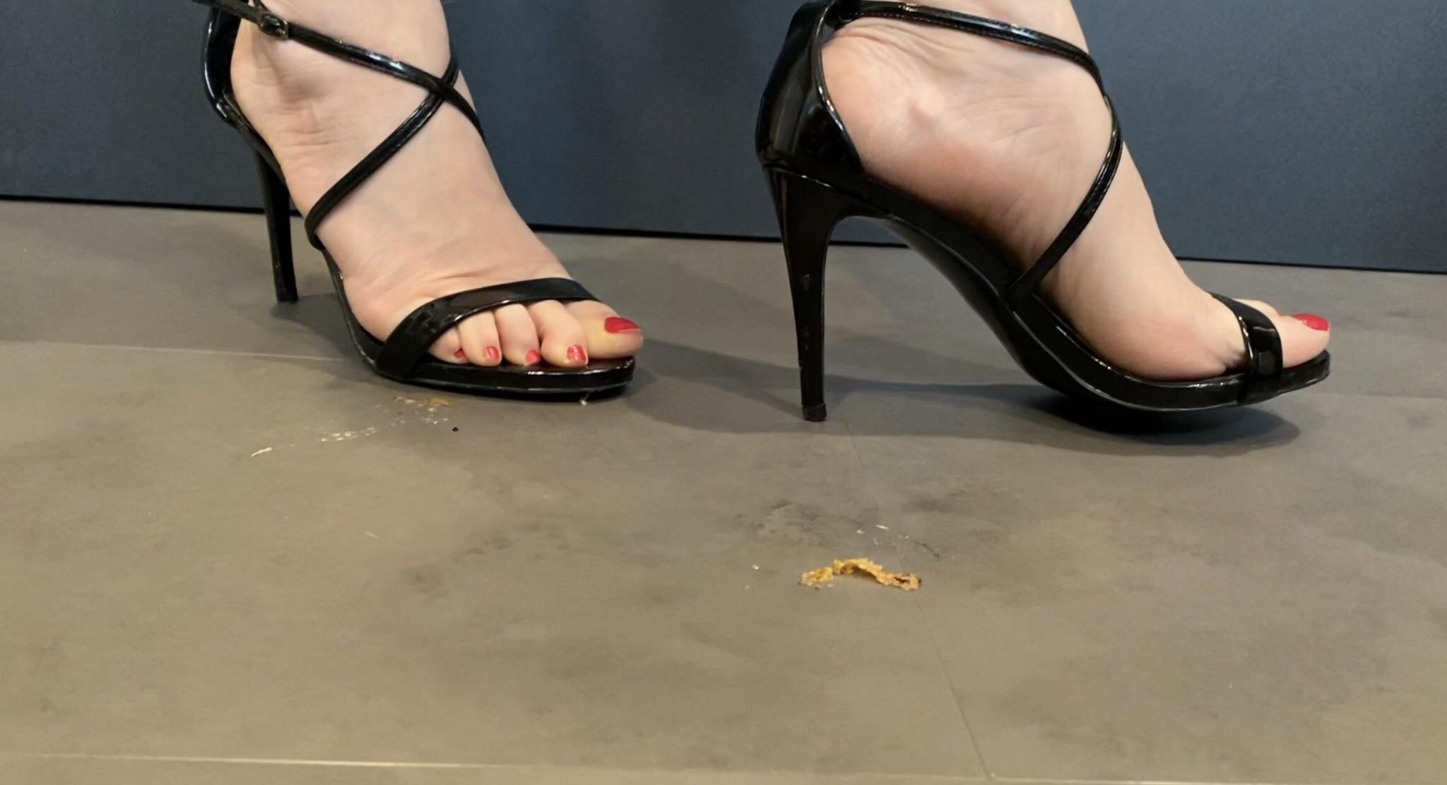 Strappy pair | Scrolller