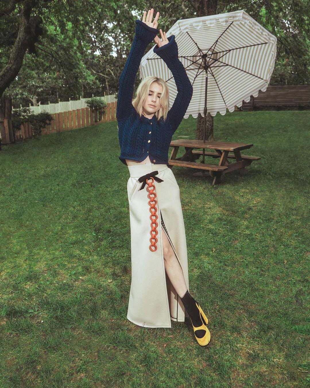 Strike a pose | Scrolller