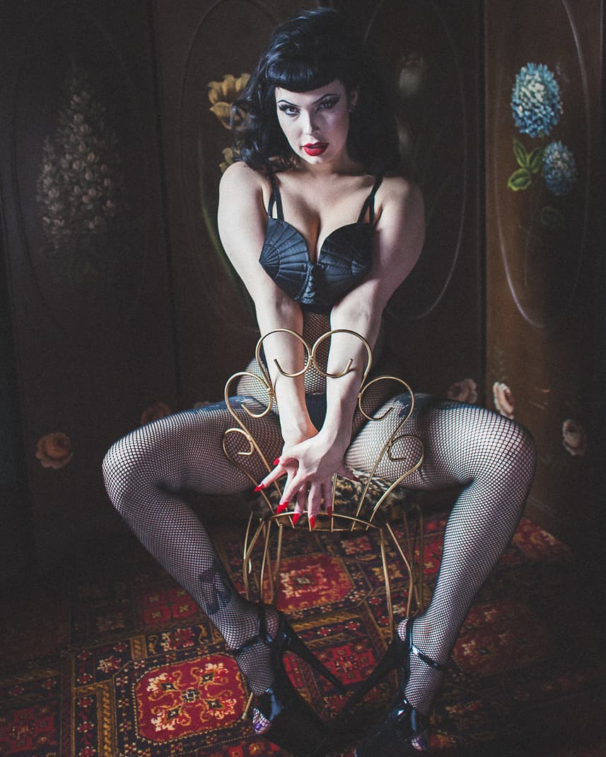 STROKE HARDER | Scrolller