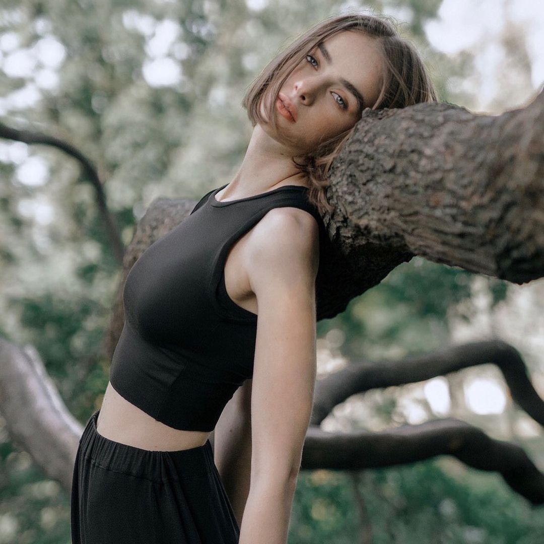 Strugova Nastya | Scrolller