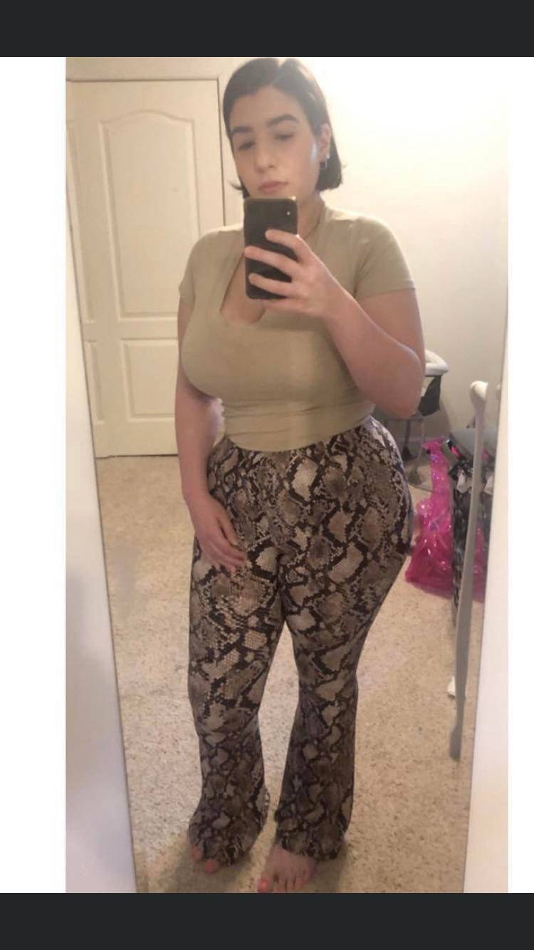 Stupid thicc | Scrolller