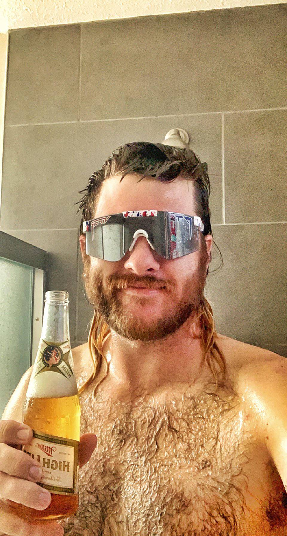 Sunday shower beers and mullet maintenance. | Scrolller