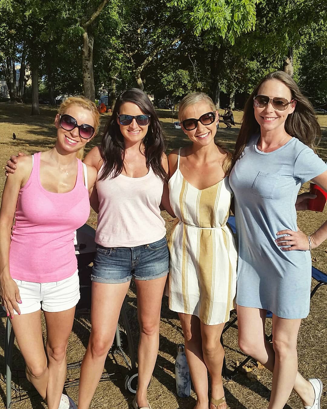 Sunny babes in the park | Scrolller