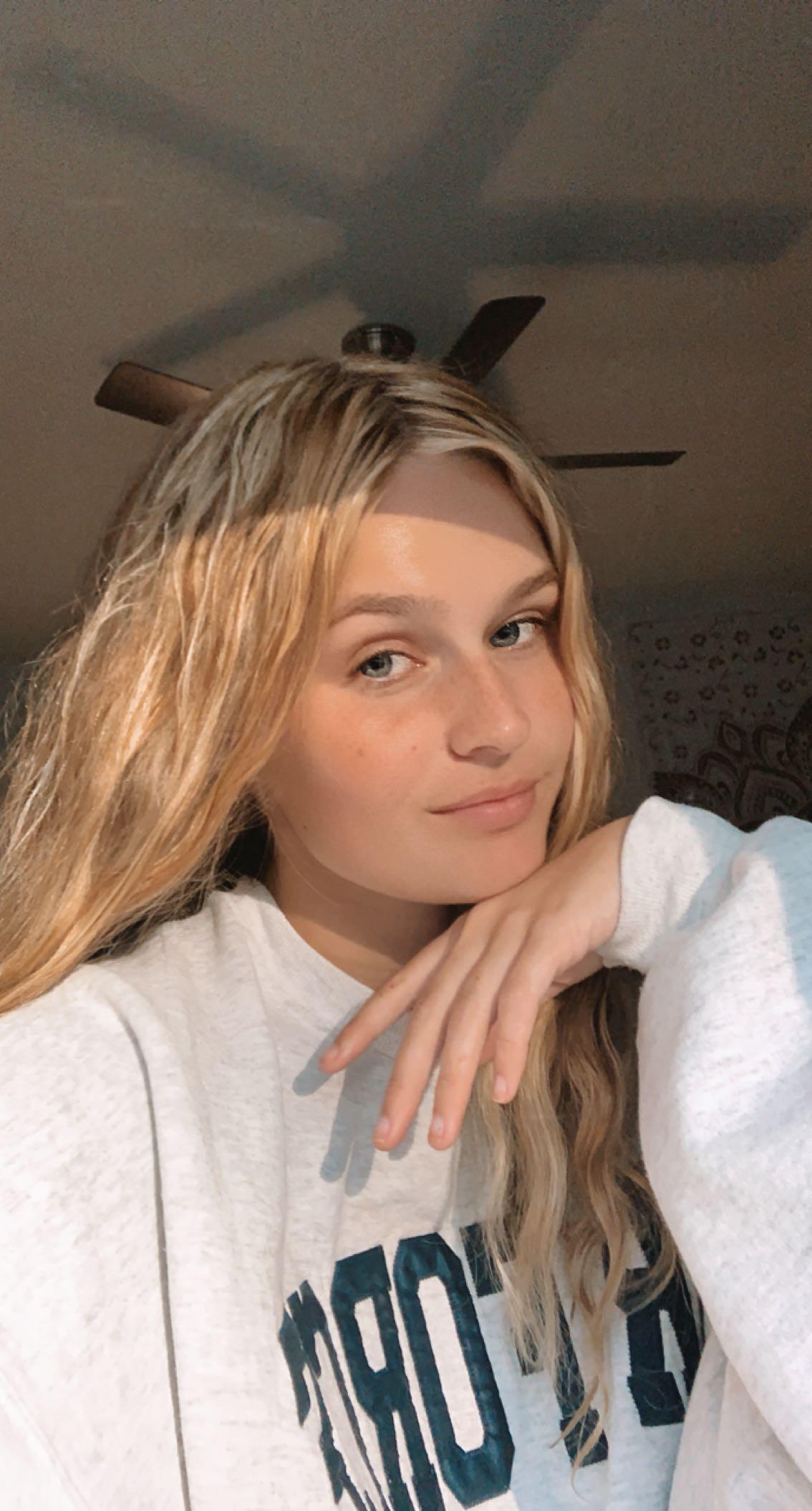 sunny day [under 18] | Scrolller