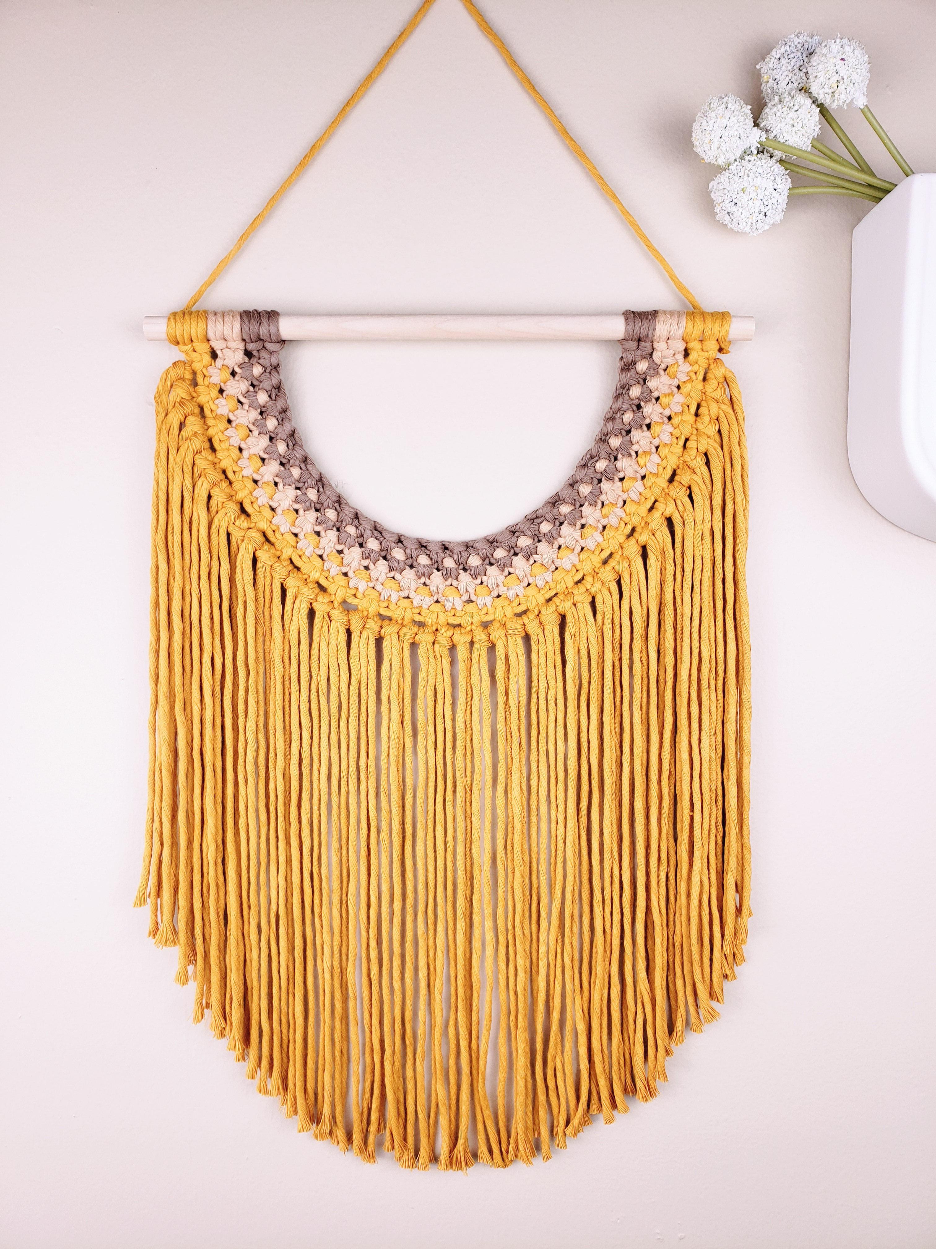 Sunny little wall hanging | Scrolller