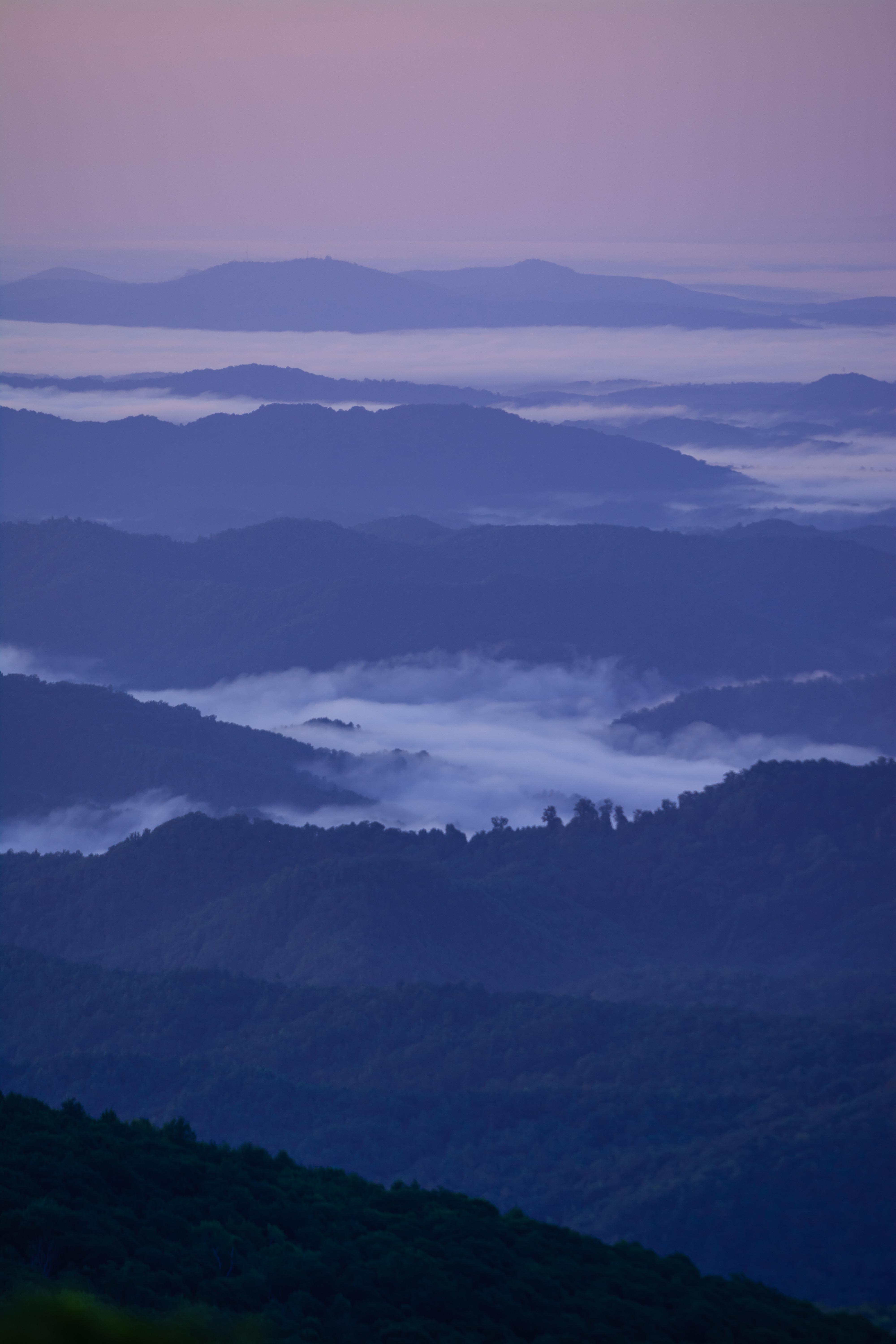 Sunrise in Blue Ridge mountains. (oc) | Scrolller