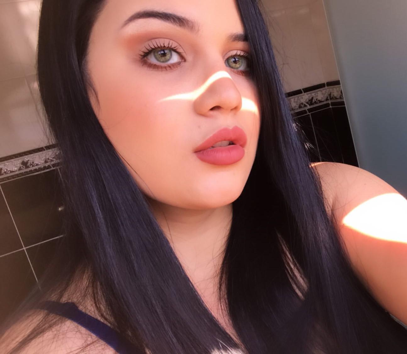 Sunshine 🌞💜 (F31) | Scrolller