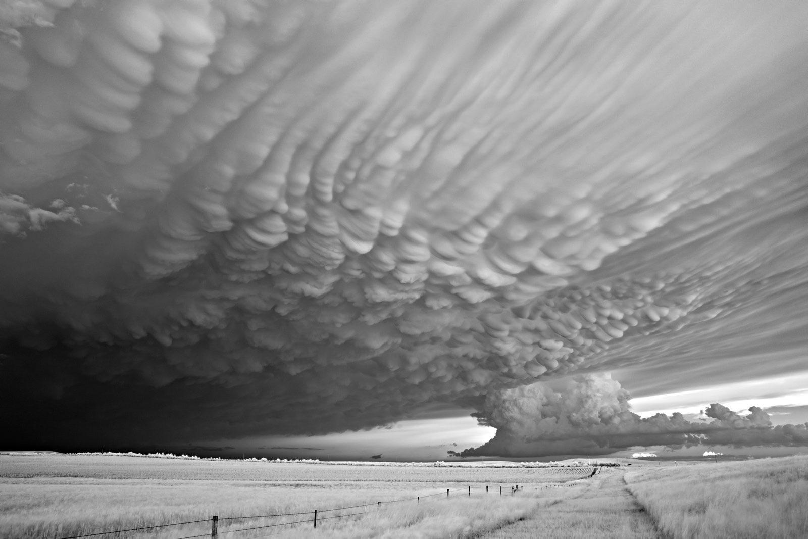 Supercell thunderstorm, Bolton, KS | Scrolller