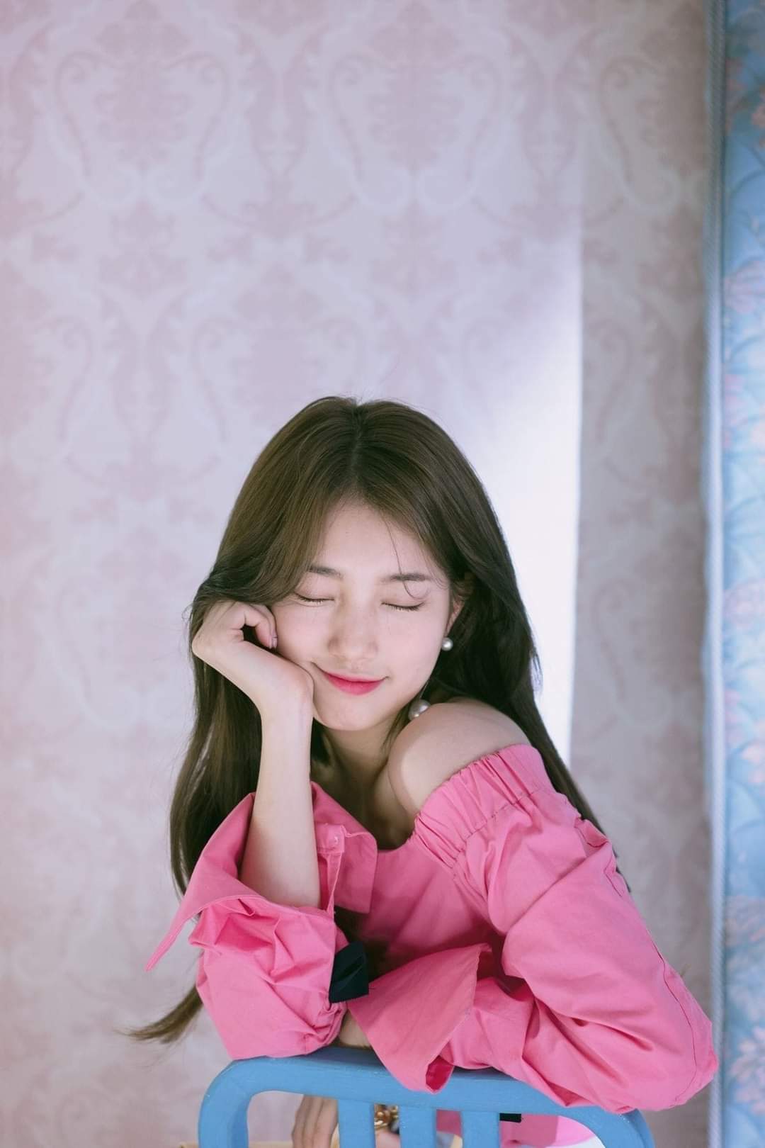 Suzy | Scrolller