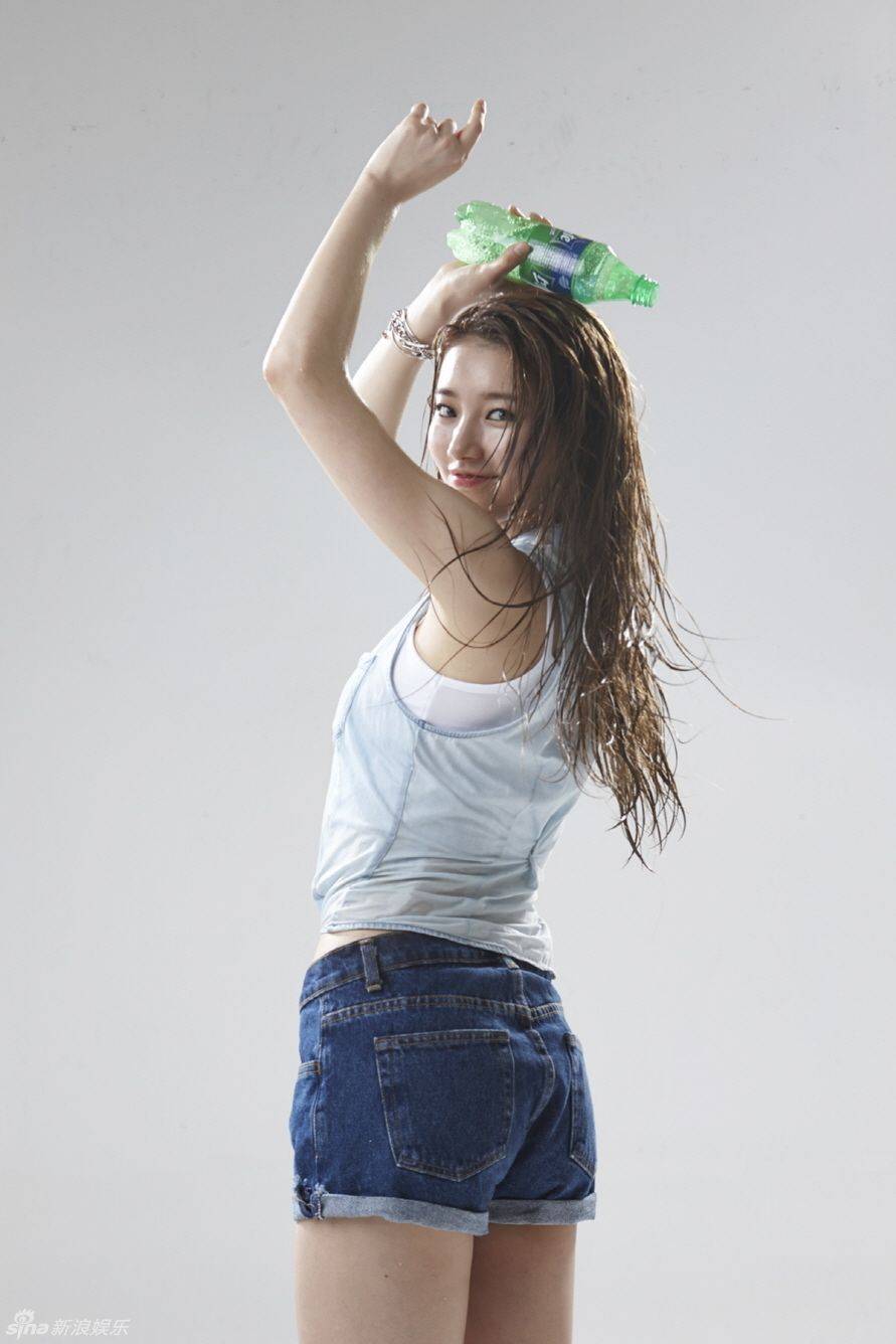 Suzy bae | Scrolller