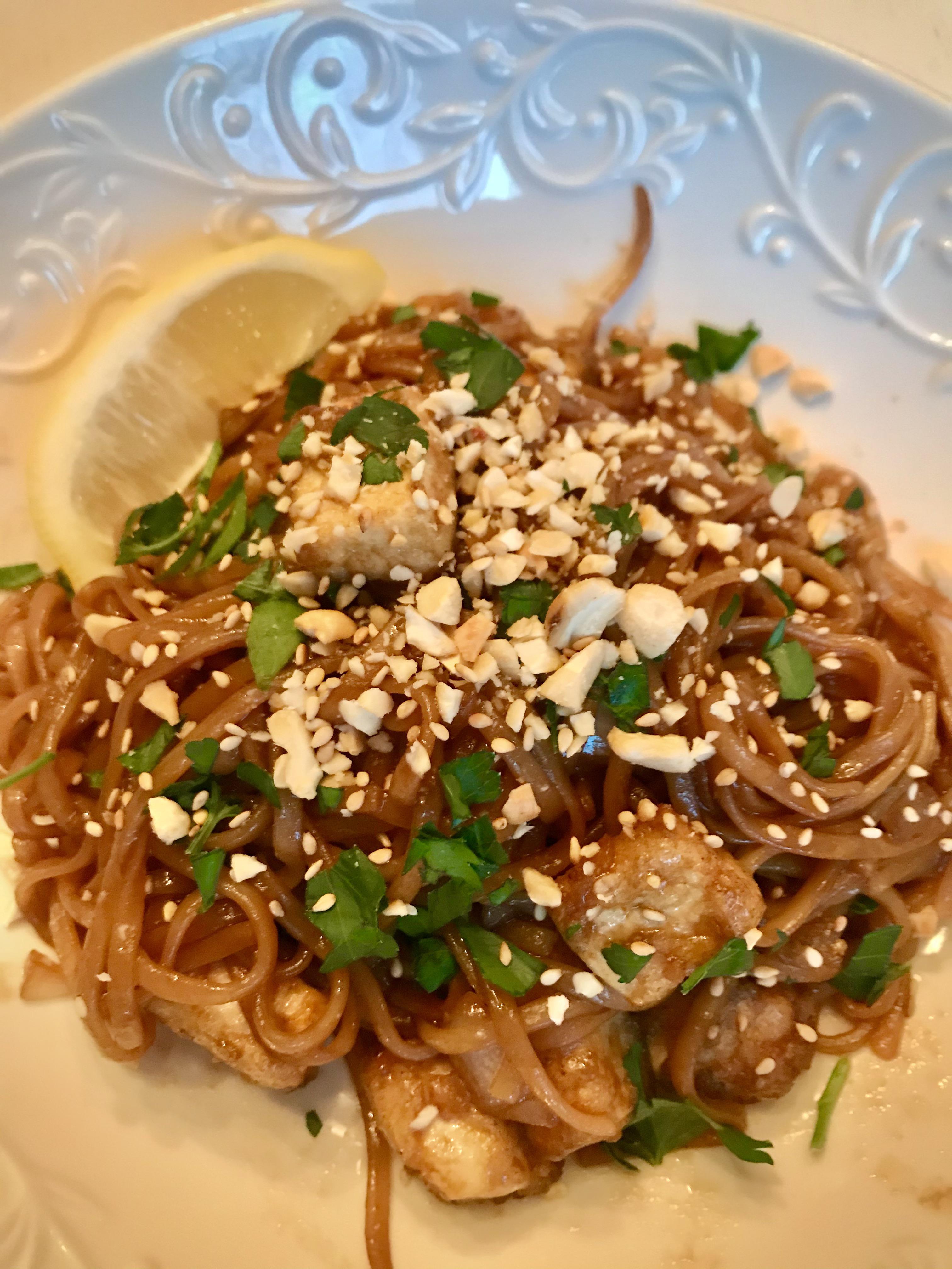 Sweet and Spicy Thai noodles | Scrolller