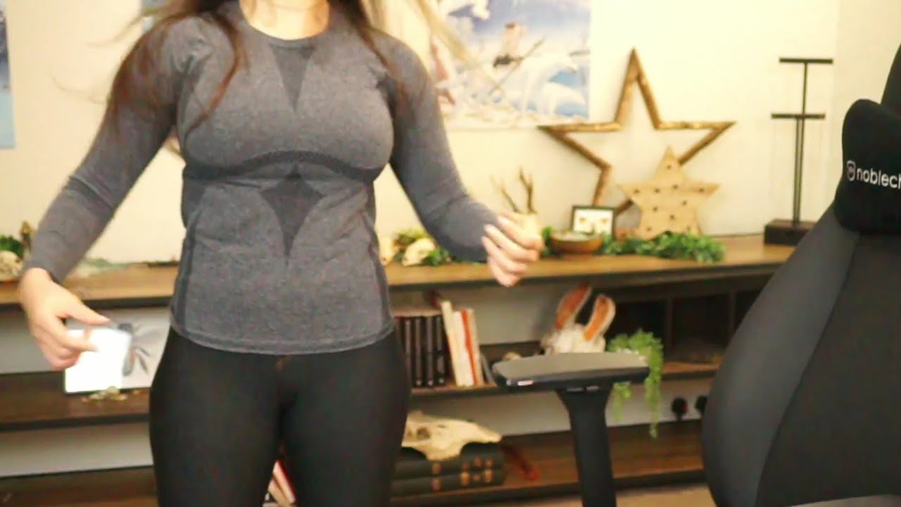 Sweet Anita is deliciously thick. | Scrolller