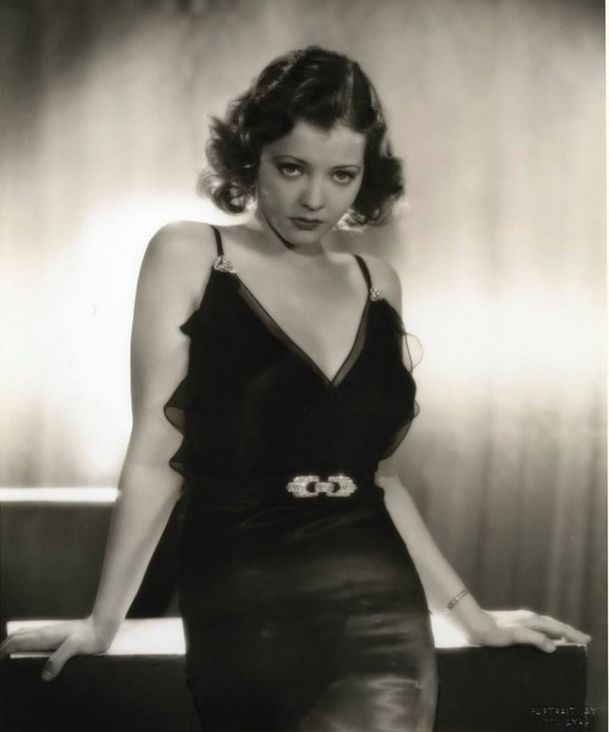 Sylvia Sidney | Scrolller