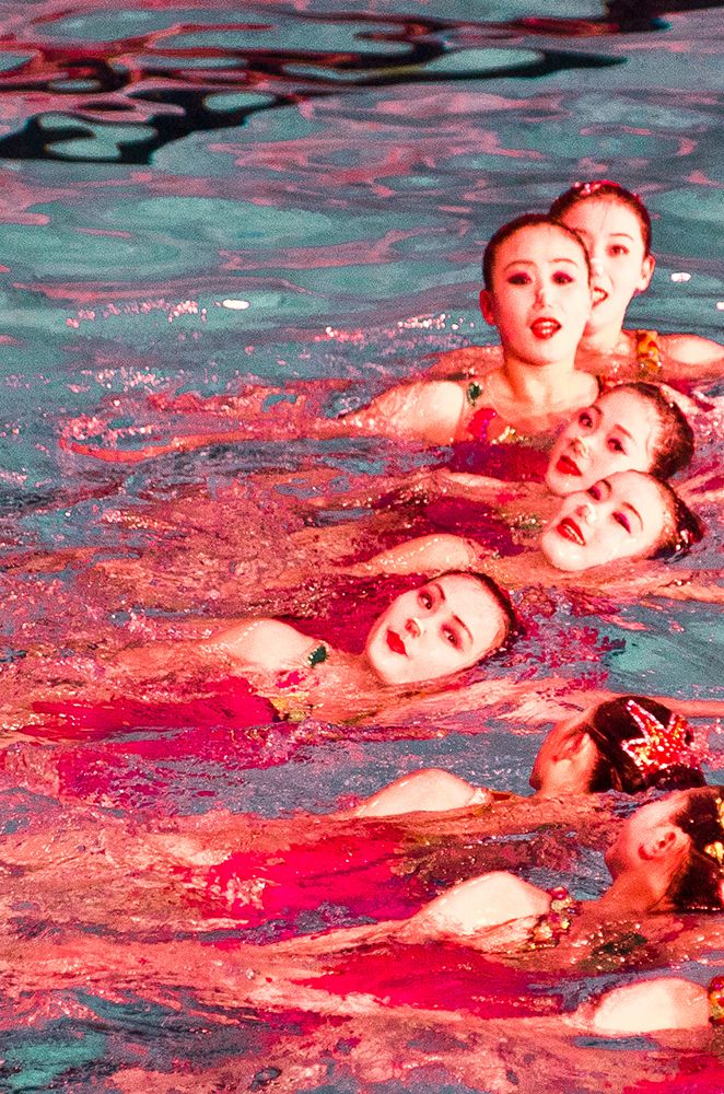 Synchronized swimmers performing on Kim Jong-il's birthday, 2 months after his death - Pyongyang ...