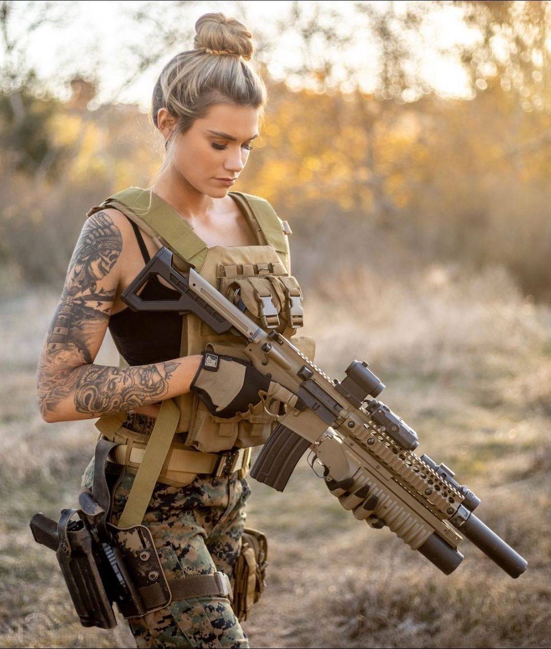 tactical bun | Scrolller