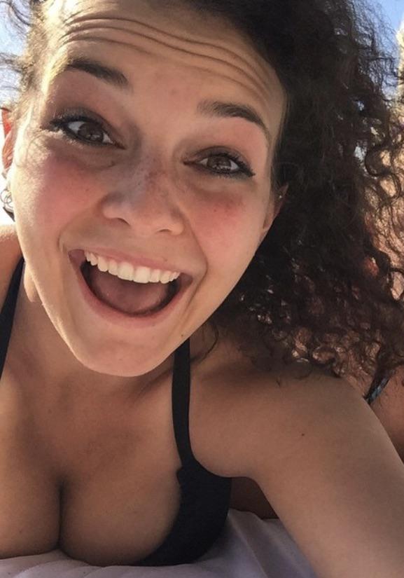 Take her from behind | Scrolller