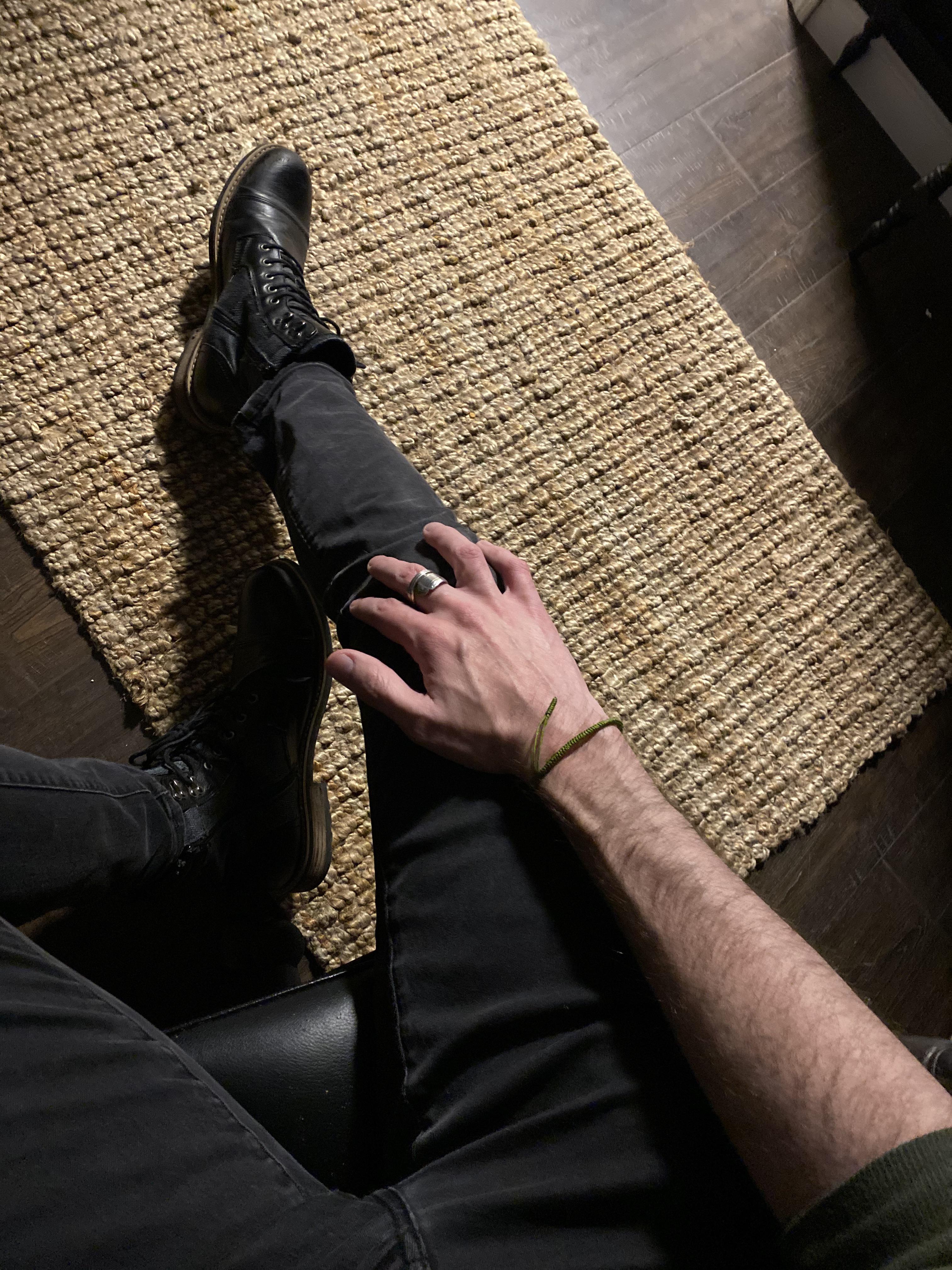 Tall man hand | Scrolller