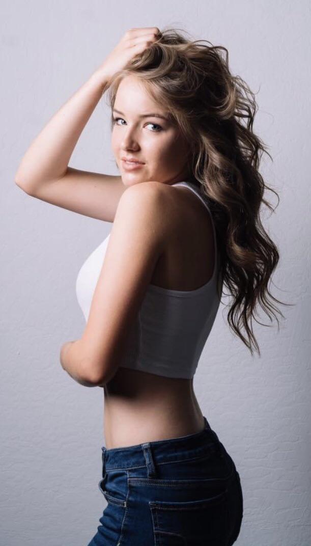 Tara(irtr) | Scrolller