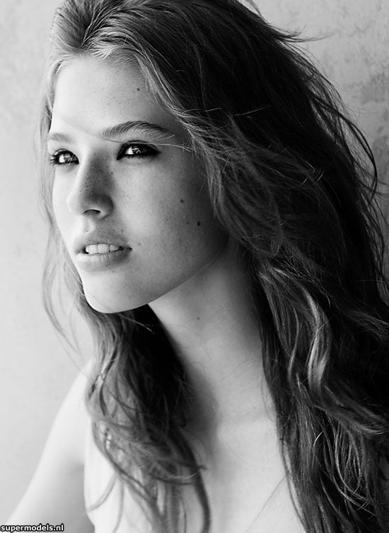 Taryn Davidson | Scrolller