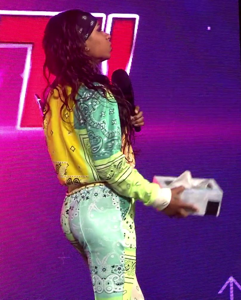 Tasha Steelz | Scrolller