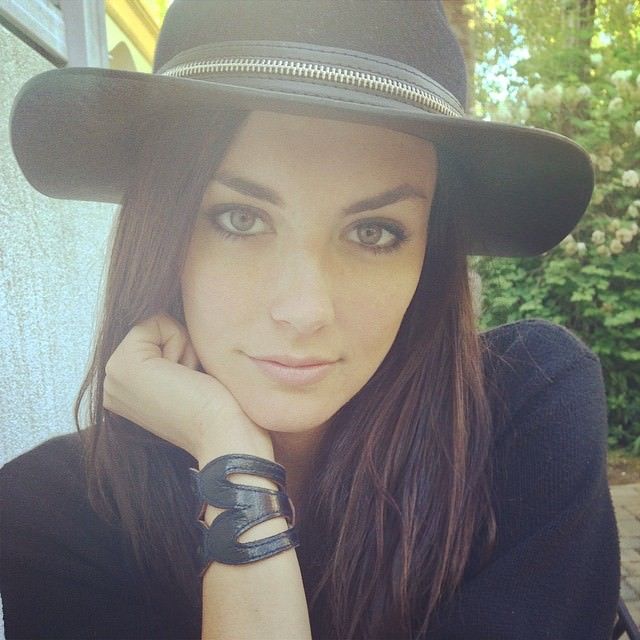 Taylor Cole Scrolller