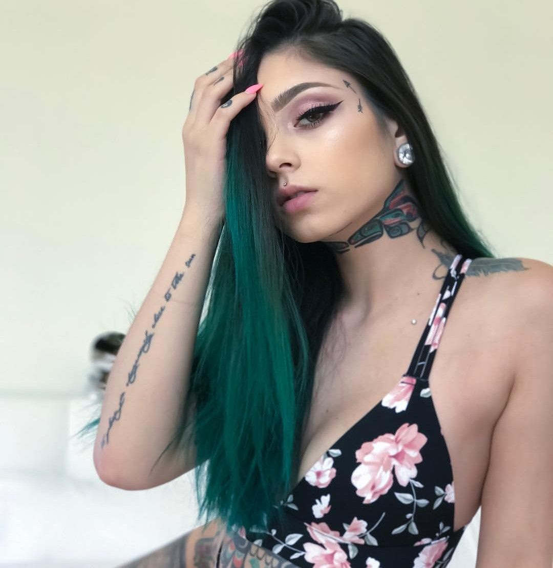 ⭐️ Taylor White video archive | Scrolller